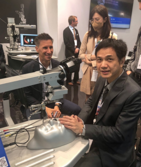 TSCRS理事長參與 2022 ESCRS 年會 - 台灣白內障及屈光手術醫學會